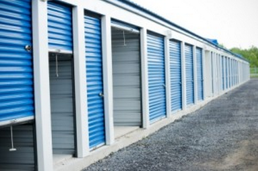 Pros and Cons of Renting a Storage Unit - Organize & Flow