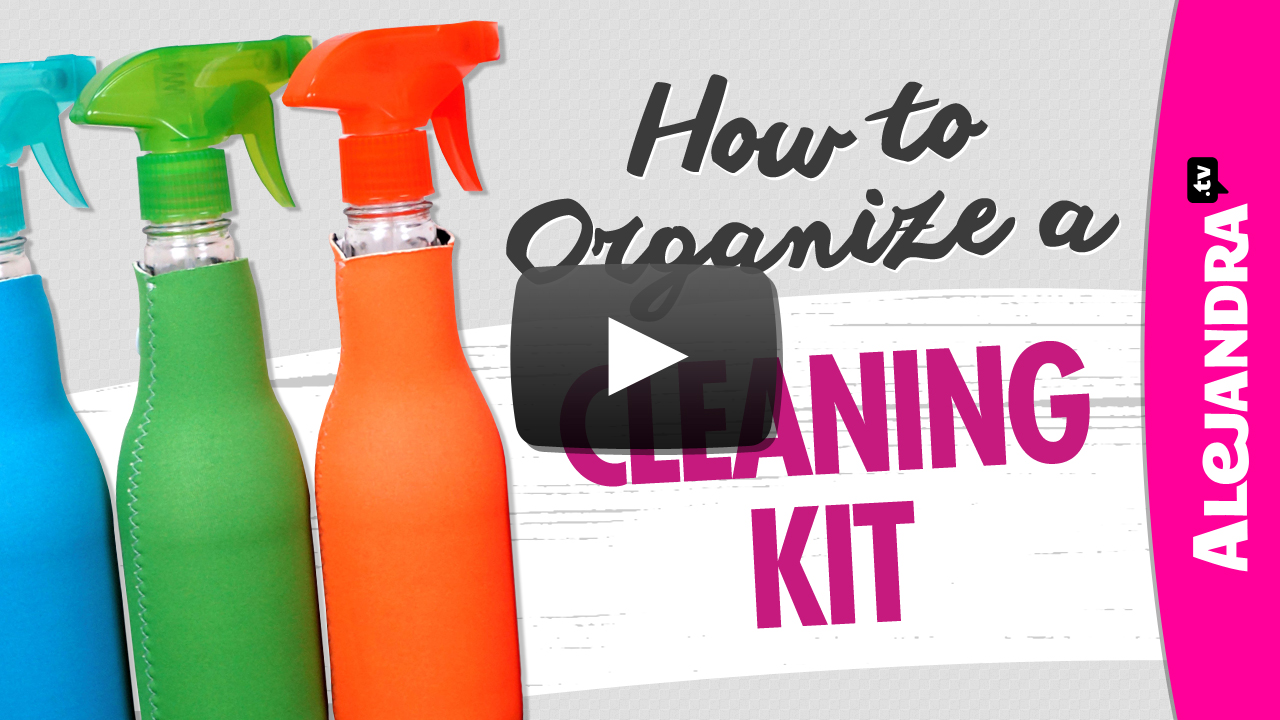 [VIDEO]: How to Organize a Cleaning Kit - Organize & Flow